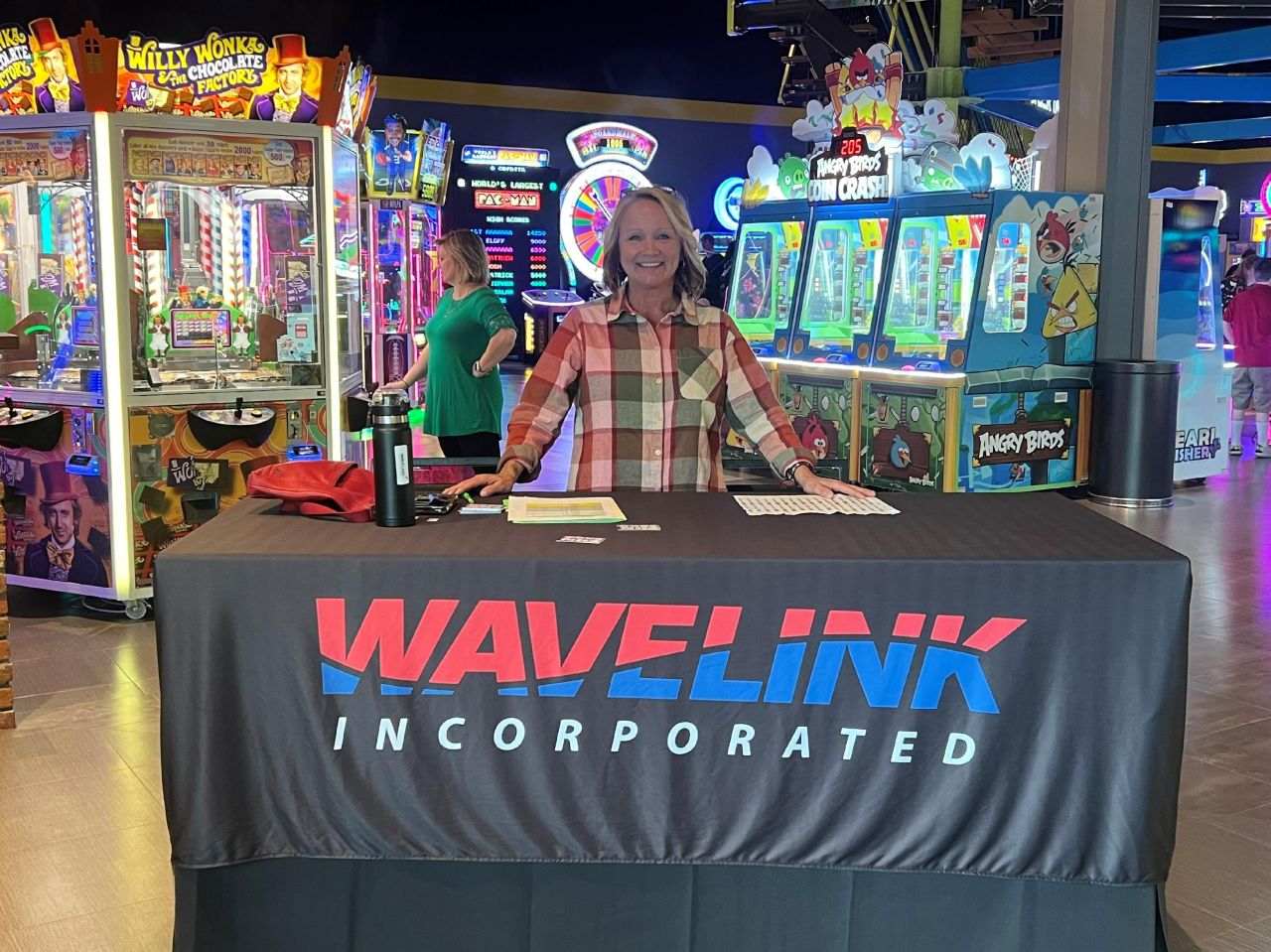 WaveLink, Inc. Celebrates Team at Main Event - WaveLink Inc.